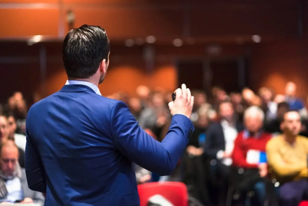 Mastering the Art of Public Speaking: Tips and Techniques for Better ...